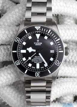 Mit ALTHERR TUDOR Uhren online kaufen